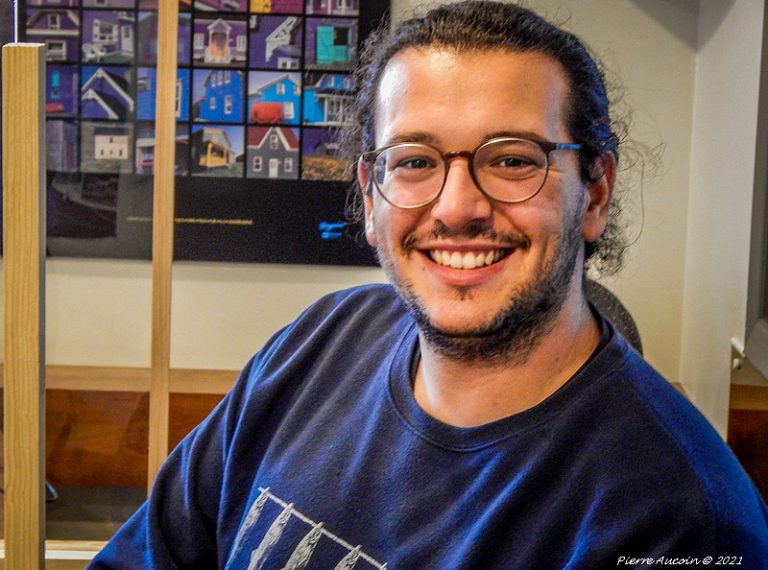 à travers le "Hublot" de Daniel Delaney - CFIM