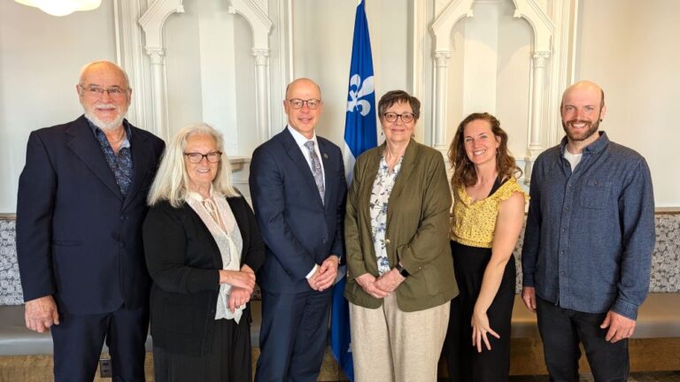 Le député Arseneau décerne 5 médailles de l'Assemblée nationale - CFIM